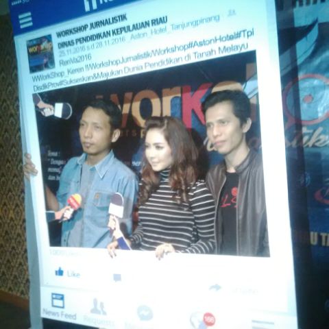 VIRA BAND sukses performance di acara Work Shop Jurnalistik Pada Dunia ...