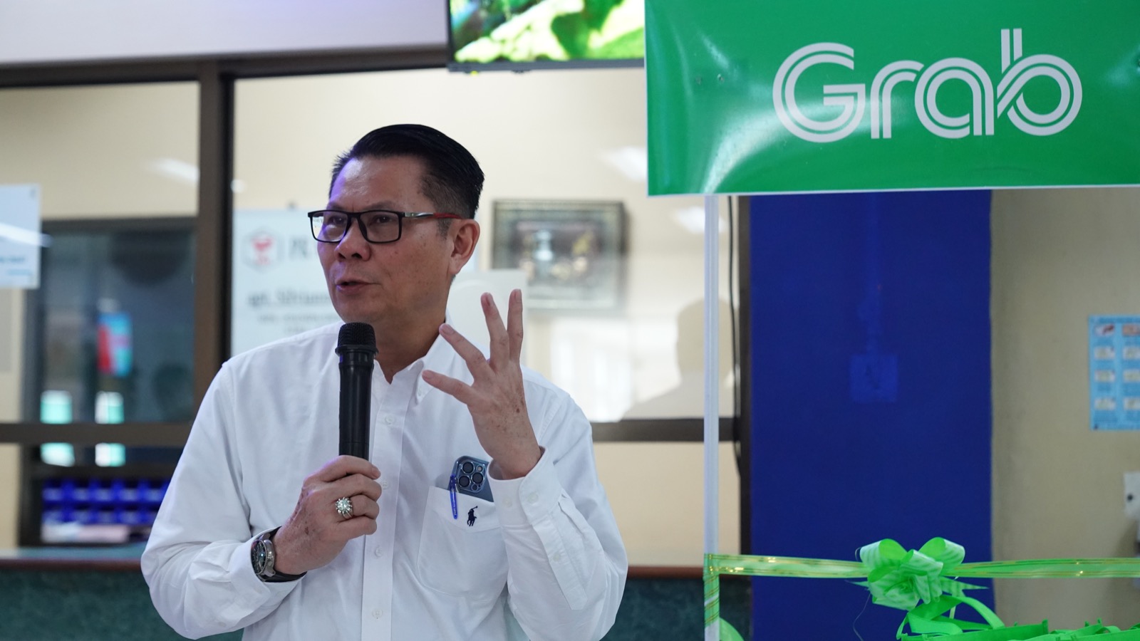 Terobosan Baru Rumah Sakit BP Batam: Masyarakat Tak Perlu Lagi Lama ... Terobosan Baru Rumah Sakit BP Batam: Masyarakat Tak Perlu Lagi Lama ...